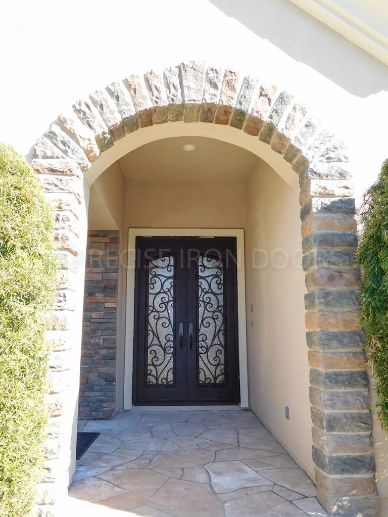 Marcelle Single Entry Square Top Iron Door with Sidelight