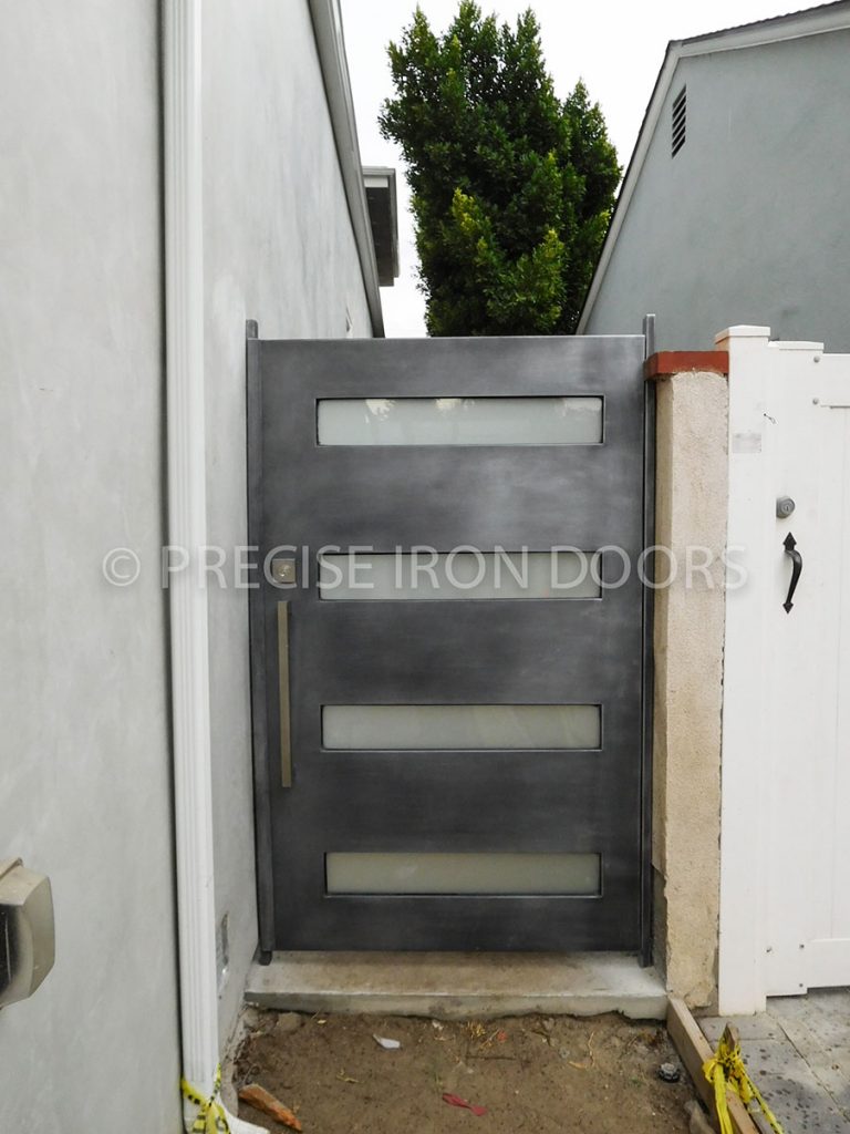 Dutch Gothic Single Entry Iron Gate