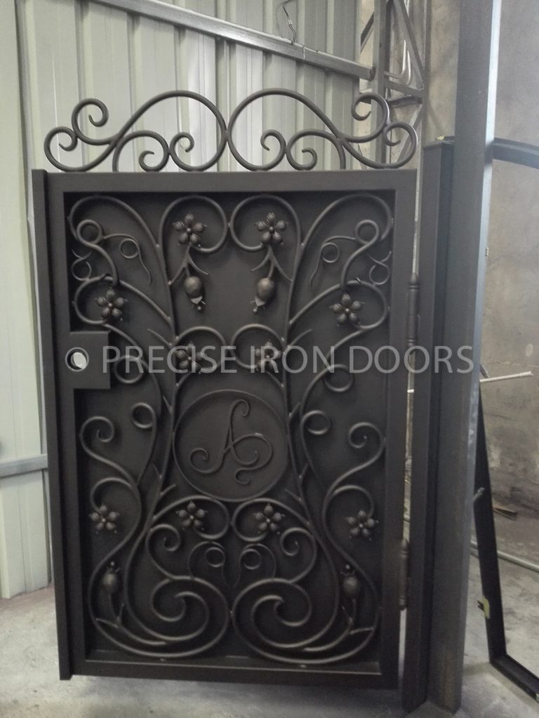 Dutch Gothic Single Entry Iron Gate