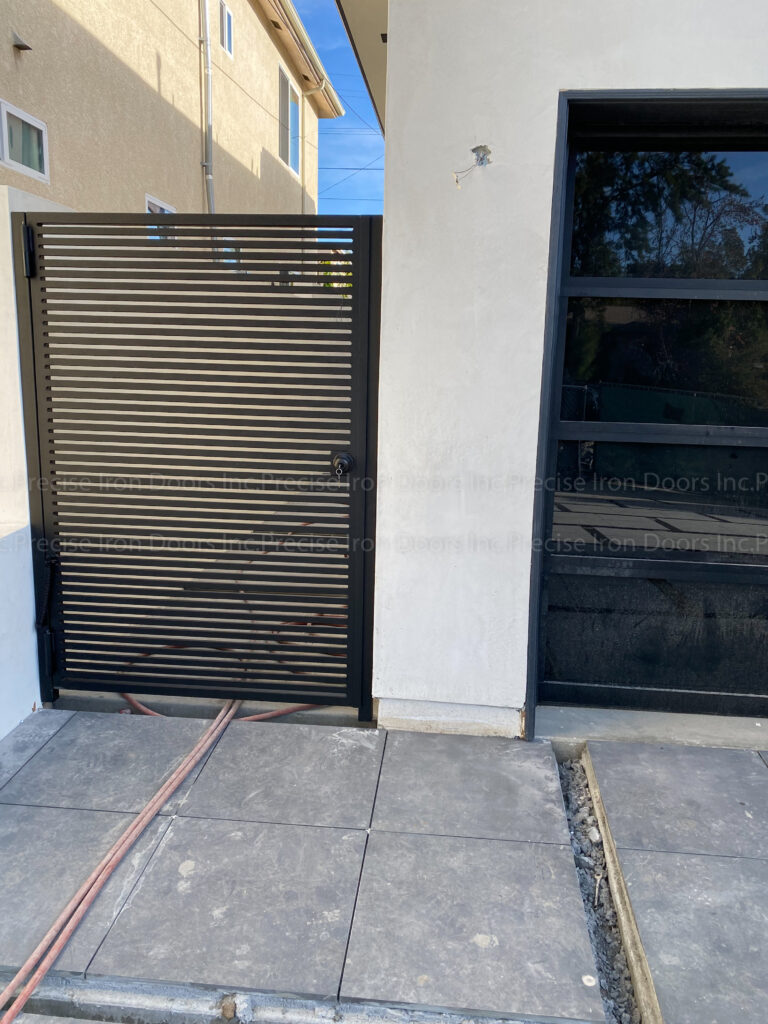 Tuscany Driveway Automatic Iron Gate